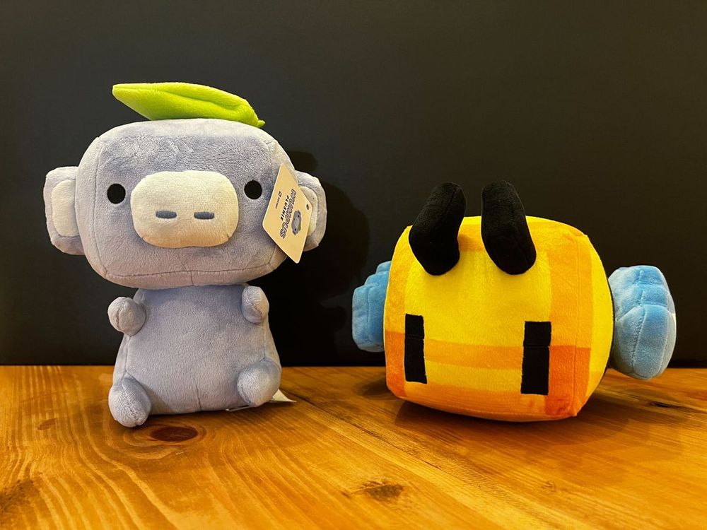 Hive x Makeship - Cubee Plushie!